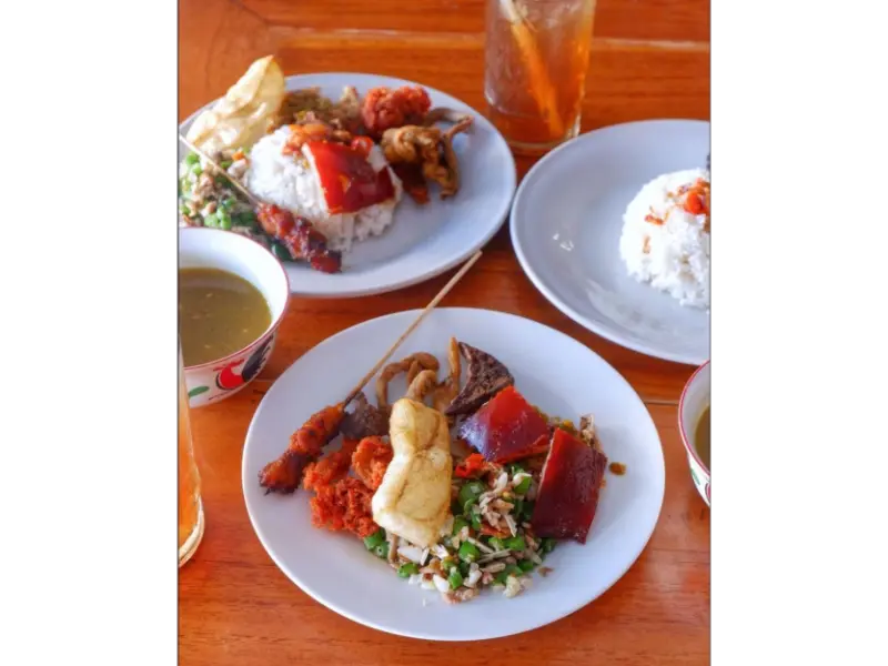 10 Babi Guling Terenak Di Bali Wajib Dicoba 